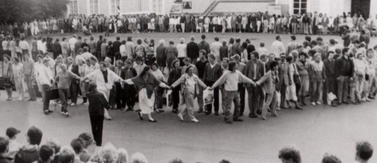 The Baltic Way - The Schuman Centre for European Studies